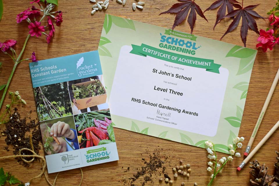 Level 3 - RHS School Gardening Awards / RHS Campaign for School Gardening Level 3 - RHS School Gardening Awards / RHS Campaign for School Gardening