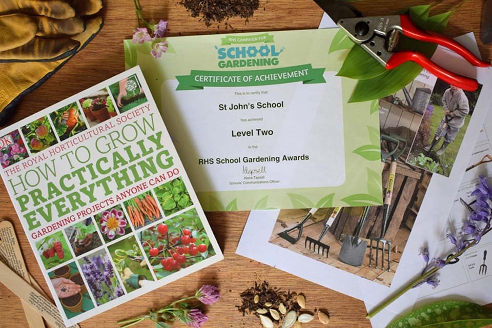 Level 2 - RHS School Gardening Awards / RHS Campaign for School Gardening Level 2 - RHS School Gardening Awards / RHS Campaign for School Gardening